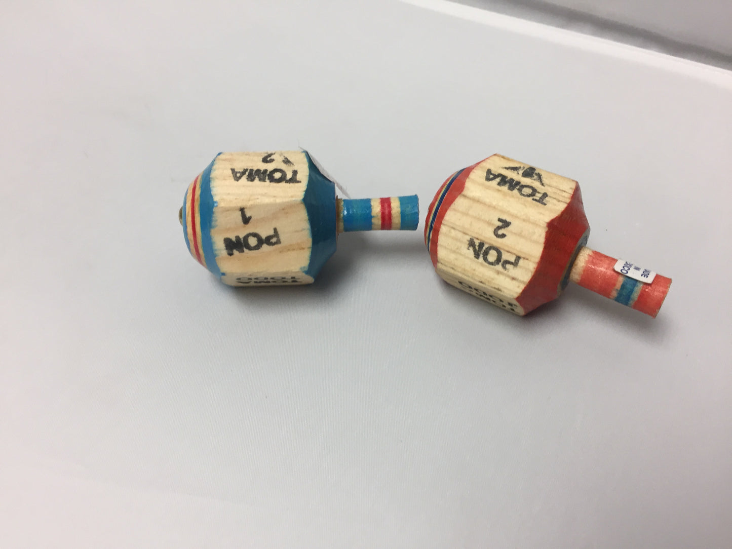 Pirinola (Pack of 2) TOMA TODO Game – Artesanias Mexicanas Morelia